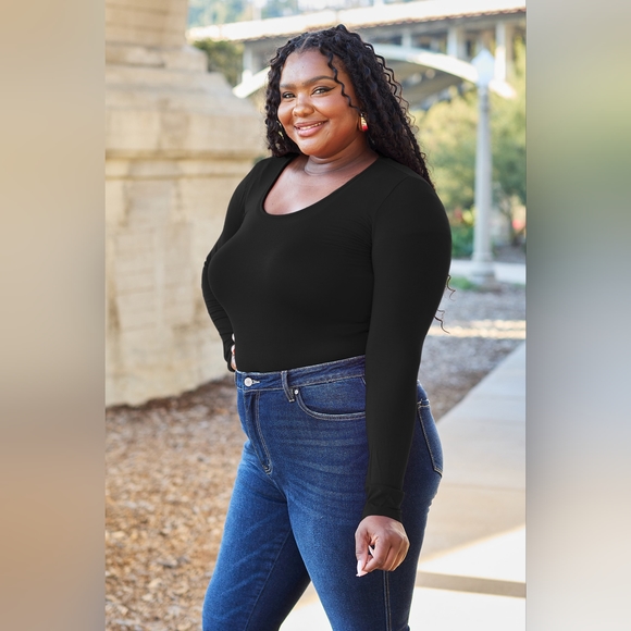 Basic Bae | Tops | Basic Bae Designer Black Full Size Round Scoop Neck ...